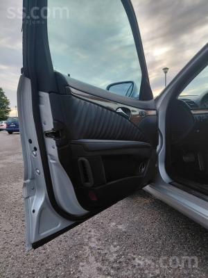 Pelēks Mercedes-Benz E 280 2007 Kuldīga, ar dzinēja tilpumu 3.00 L un nobraukumu 351 tūkst. km par 3550 €, foto 14 vietnē AUTOMOTO.COM.LV