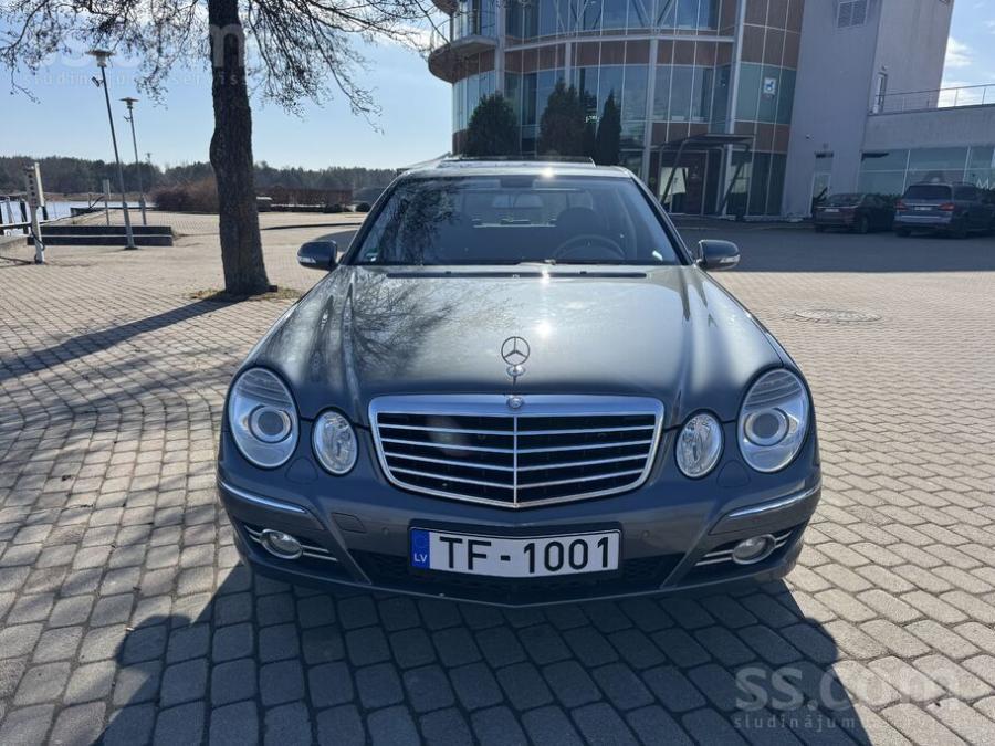 Серый Мерседес Е 280 2008 в Юрмала, объемом двигателя 3.00 л и пробегом 269 тыс. км за 7600 €, фото 3 на AUTOMOTO.COM.LV