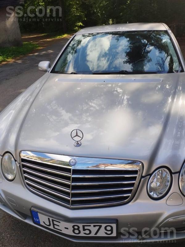 Grey Mercedes-Benz E 280 2008 in Jelgava, with an engine capacity of 3.00 L and mileage of 397 thousand km for 1300 €, photo 1 on AUTOMOTO.COM.LV