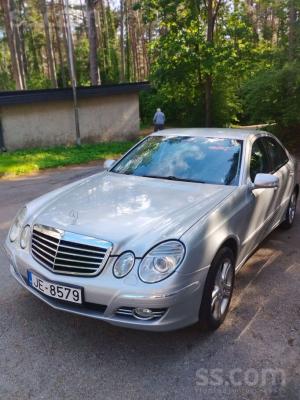 Grey Mercedes-Benz E 280 2008 in Jelgava, with an engine capacity of 3.00 L and mileage of 397 thousand km for 1300 €, photo 4 on AUTOMOTO.COM.LV