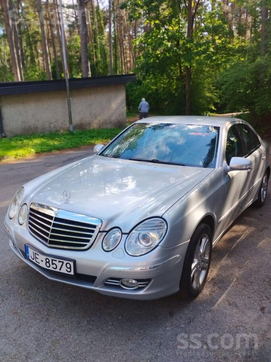 Grey Mercedes-Benz E 280 2008 in Jelgava, with an engine capacity of 3.00 L and mileage of 397 thousand km for 1300 €, photo 4 on AUTOMOTO.COM.LV