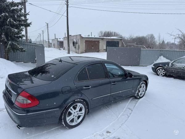 Grey Mercedes-Benz E 280 2009 in Marijampole, with an engine capacity of 3.00 L and mileage of 263 thousand km for 5999 €, photo 5 on AUTOMOTO.COM.LV
