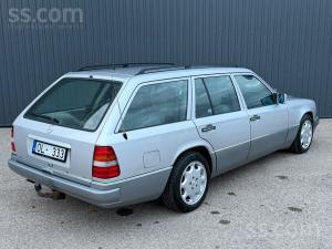 Grey Mercedes-Benz E 280 1996 in Riga, with an engine capacity of 2.80 L and mileage of 379 thousand km for 3990 €, photo 4 on AUTOMOTO.COM.LV