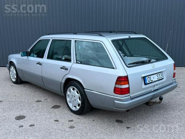 Pelēks Mercedes-Benz E 280 1996 Rīga, ar dzinēja tilpumu 2.80 L un nobraukumu 379 tūkst. km par 3990 €, foto 4 vietnē AUTOMOTO.COM.LV