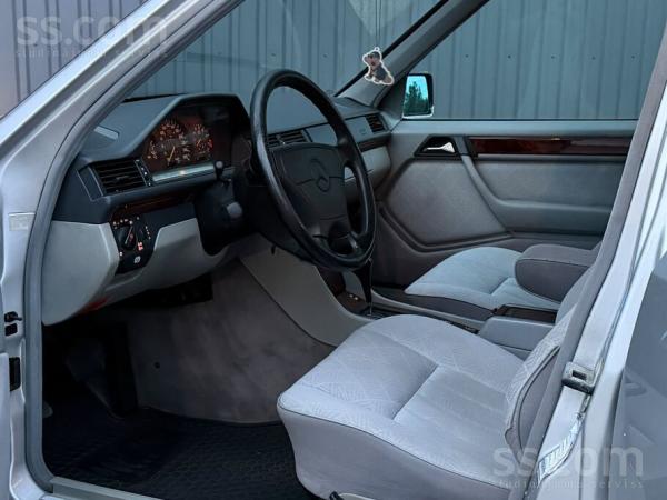 Pelēks Mercedes-Benz E 280 1996 Rīga, ar dzinēja tilpumu 2.80 L un nobraukumu 379 tūkst. km par 3990 €, foto 5 vietnē AUTOMOTO.COM.LV