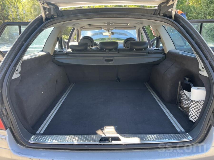 Pelēks Mercedes-Benz E 280 2004 Rīga, ar dzinēja tilpumu 3.20 L un nobraukumu 308 tūkst. km par 2500 €, foto 9 vietnē AUTOMOTO.COM.LV