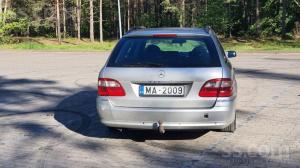 Pelēks Mercedes-Benz E 280 2004 Rīga, ar dzinēja tilpumu 3.20 L un nobraukumu 308 tūkst. km par 2500 €, foto 13 vietnē AUTOMOTO.COM.LV