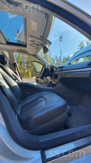 Pelēks Mercedes-Benz E 280 2004 Rīga, ar dzinēja tilpumu 3.20 L un nobraukumu 308 tūkst. km par 2500 €, foto 14 vietnē AUTOMOTO.COM.LV