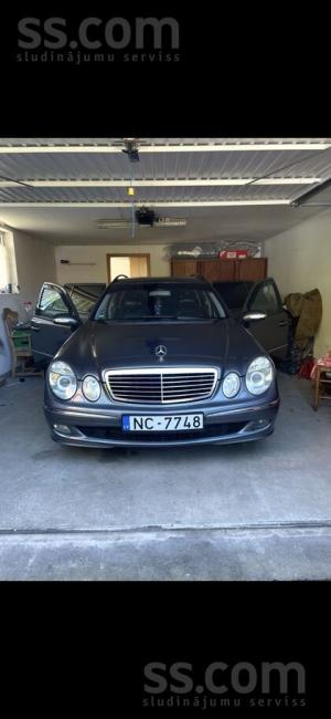 Grey Mercedes-Benz E 280 2005 in Daugavpils, with an engine capacity of 3.20 L and mileage of 301 thousand km for 3200 €, photo  on AUTOMOTO.COM.LV
