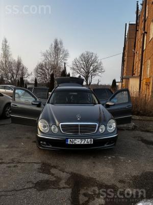 Серый Мерседес Е 280 2005 в Даугавпилс, объемом двигателя 3.20 л и пробегом 301 тыс. км за 3200 €, фото 6 на AUTOMOTO.COM.LV