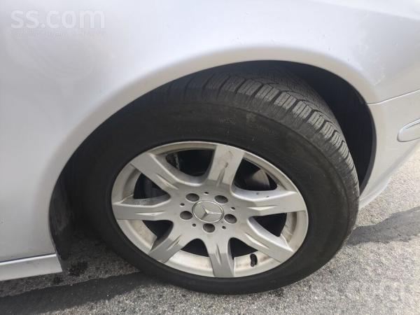 Pelēks Mercedes-Benz E 280 2005 Rīga, ar dzinēja tilpumu 3.00 L un nobraukumu 365 tūkst. km par 3100 €, foto 7 vietnē AUTOMOTO.COM.LV