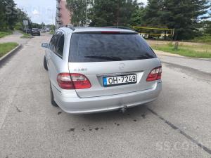 Grey Mercedes-Benz E 280 2005 in Riga, with an engine capacity of 3.00 L and mileage of 365 thousand km for 2990 €, photo 4 on AUTOMOTO.COM.LV