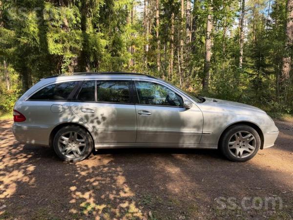 Grey Mercedes-Benz E 280 2005 in Riga, with an engine capacity of 3.20 L and mileage of 296 thousand km for 2400 €, photo 1 on AUTOMOTO.COM.LV