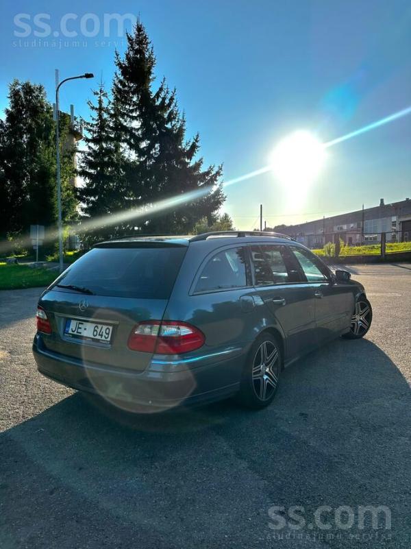 Pelēks Mercedes-Benz E 280 2006 Tukums, ar dzinēja tilpumu 3.00 L un nobraukumu 403 tūkst. km par 4100 €, foto 4 vietnē AUTOMOTO.COM.LV
