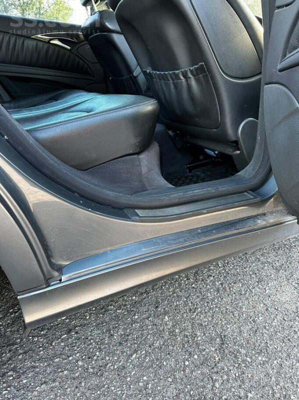 Pelēks Mercedes-Benz E 280 2006 Tukums, ar dzinēja tilpumu 3.00 L un nobraukumu 403 tūkst. km par 4100 €, foto 10 vietnē AUTOMOTO.COM.LV