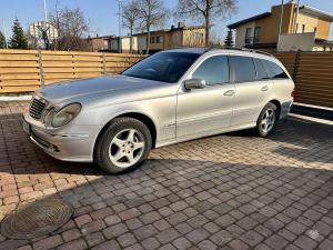 Pelēks Mercedes-Benz E 280 2006 Klaipėda, ar dzinēja tilpumu 2.99 L un nobraukumu 404 tūkst. km par 3150 €, foto 3 vietnē AUTOMOTO.COM.LV