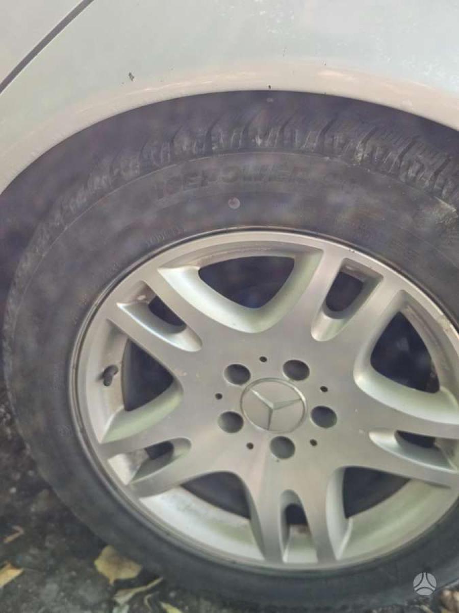 Pelēks Mercedes-Benz E 280 2006 Panevēža, ar dzinēja tilpumu 2.99 L un nobraukumu 295 tūkst. km par 1200 €, foto 5 vietnē AUTOMOTO.COM.LV