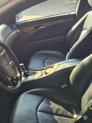 Pelēks Mercedes-Benz E 280 2006 Panevēža, ar dzinēja tilpumu 2.99 L un nobraukumu 295 tūkst. km par 1200 €, foto 15 vietnē AUTOMOTO.COM.LV