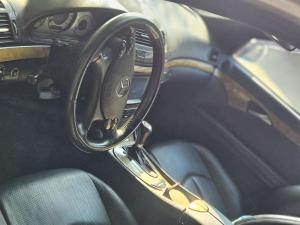 Pelēks Mercedes-Benz E 280 2006 Panevēža, ar dzinēja tilpumu 2.99 L un nobraukumu 295 tūkst. km par 1200 €, foto 32 vietnē AUTOMOTO.COM.LV