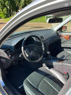 Pelēks Mercedes-Benz E 280 2006 Šilutė, ar dzinēja tilpumu 2.99 L un nobraukumu 309 tūkst. km par 3150 €, foto 8 vietnē AUTOMOTO.COM.LV