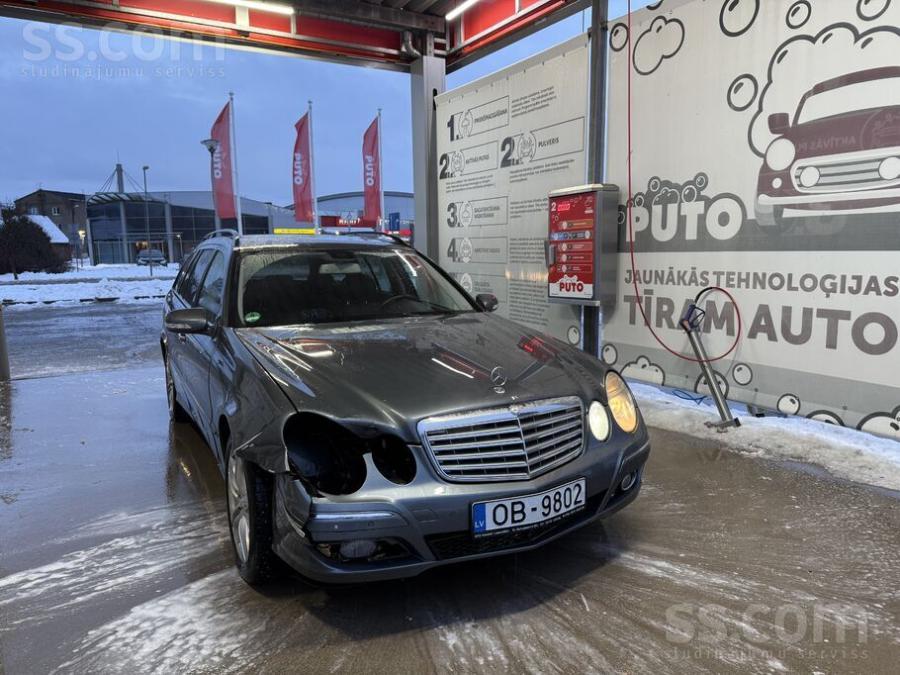Pelēks Mercedes-Benz E 280 2007 Rīga, ar dzinēja tilpumu 3.00 L un nobraukumu 440 tūkst. km par 2000 €, foto 1 vietnē AUTOMOTO.COM.LV