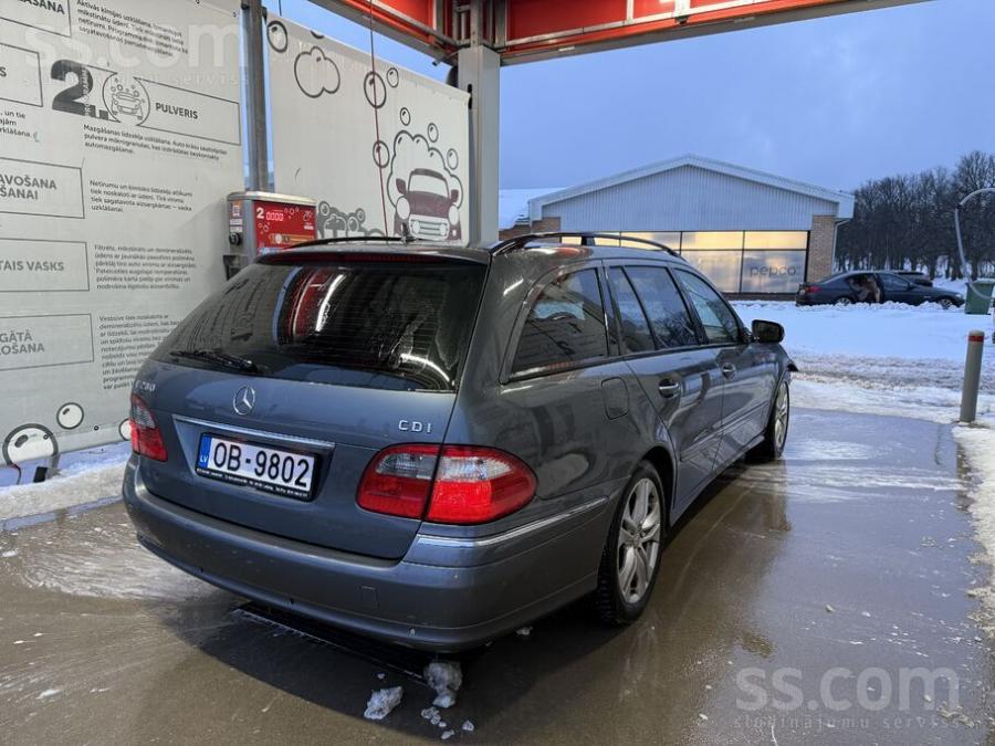 Pelēks Mercedes-Benz E 280 2007 Rīga, ar dzinēja tilpumu 3.00 L un nobraukumu 440 tūkst. km par 2000 €, foto 5 vietnē AUTOMOTO.COM.LV