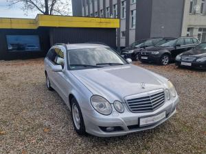 Pelēks Mercedes-Benz E 280 2007 Kauņa, ar dzinēja tilpumu 3.00 L un nobraukumu 350 tūkst. km par 2300 €, foto  vietnē AUTOMOTO.COM.LV