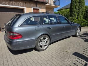 Grey Mercedes-Benz E 280 2007 in Riga, with an engine capacity of 3.00 L and mileage of 352 thousand km for 5950 €, photo 4 on AUTOMOTO.COM.LV