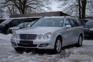 Серый Мерседес Е 280 2009 в Гробиня, объемом двигателя 3.00 л и пробегом 234 тыс. км за 5450 €, фото 4 на AUTOMOTO.COM.LV