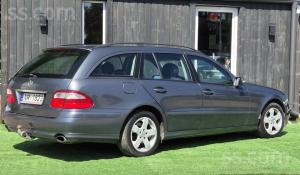 Grey Mercedes-Benz E 280 2009 in Riga, with an engine capacity of 3.00 L and mileage of 0 thousand km for 3200 €, photo 4 on AUTOMOTO.COM.LV