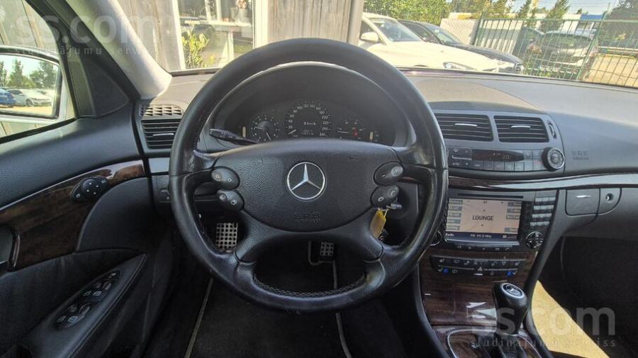 Grey Mercedes-Benz E 280 2009 in Riga, with an engine capacity of 3.00 L and mileage of 0 thousand km for 3200 €, photo 14 on AUTOMOTO.COM.LV