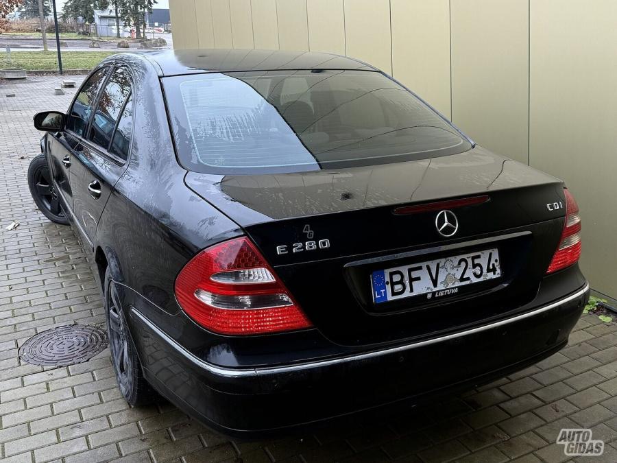 Mercedes-Benz E 280 2003 Kauņa, ar dzinēja tilpumu 3.20 L un nobraukumu 431 tūkst. km par 1900 €, foto 4 vietnē AUTOMOTO.COM.LV