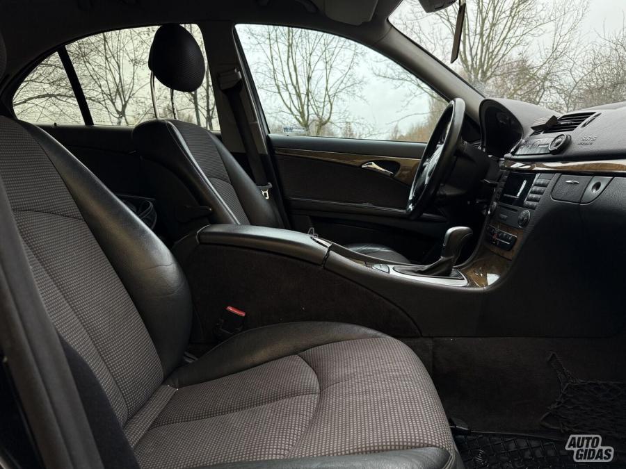 Mercedes-Benz E 280 2003 Kauņa, ar dzinēja tilpumu 3.20 L un nobraukumu 431 tūkst. km par 1900 €, foto 13 vietnē AUTOMOTO.COM.LV