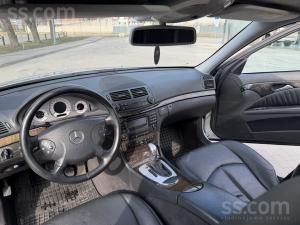 Mercedes-Benz E 280 2004 Rīga, ar dzinēja tilpumu 3.20 L un nobraukumu 320 tūkst. km par 4400 €, foto 8 vietnē AUTOMOTO.COM.LV