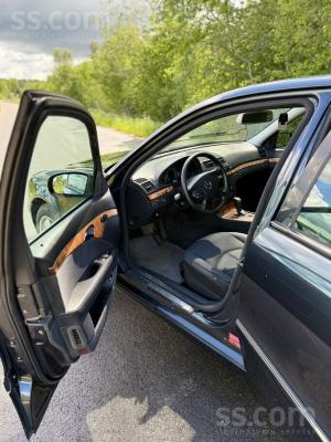 Mercedes-Benz E 280 2005 Jelgava, ar dzinēja tilpumu 3.00 L un nobraukumu 298 tūkst. km par 3500 €, foto 8 vietnē AUTOMOTO.COM.LV