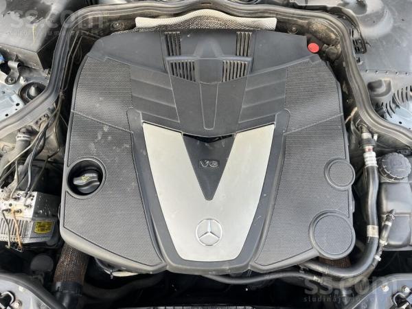 Mercedes-Benz E 280 2005 Rīga, ar dzinēja tilpumu 3.00 L un nobraukumu 246 tūkst. km par 3200 €, foto 9 vietnē AUTOMOTO.COM.LV