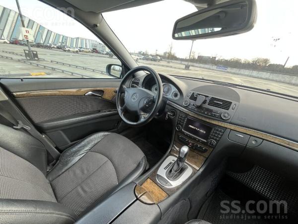 Мерседес Е 280 2005 в Рига, объемом двигателя 3.00 л и пробегом 246 тыс. км за 3200 €, фото 7 на AUTOMOTO.COM.LV