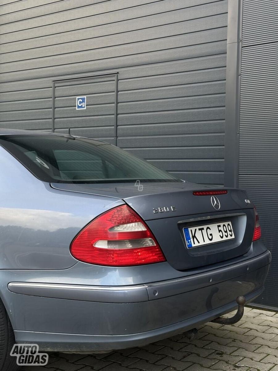 Mercedes-Benz E 280 2005 Klaipėda, ar dzinēja tilpumu 3.20 L un nobraukumu 368 tūkst. km par 1850 €, foto 5 vietnē AUTOMOTO.COM.LV