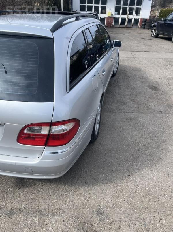 Mercedes-Benz E 280 2005 in Riga, with an engine capacity of 3.00 L and mileage of 362 thousand km for 2550 €, photo 4 on AUTOMOTO.COM.LV