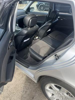 Mercedes-Benz E 280 2005 in Riga, with an engine capacity of 3.00 L and mileage of 362 thousand km for 2550 €, photo 7 on AUTOMOTO.COM.LV