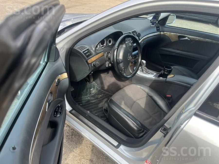 Mercedes-Benz E 280 2005 in Riga, with an engine capacity of 3.00 L and mileage of 362 thousand km for 2550 €, photo 9 on AUTOMOTO.COM.LV