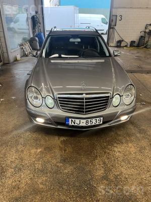 Mercedes-Benz E 280 2009 Liepāja, ar dzinēja tilpumu 3.00 L un nobraukumu 196 tūkst. km par 6500 €, foto  vietnē AUTOMOTO.COM.LV