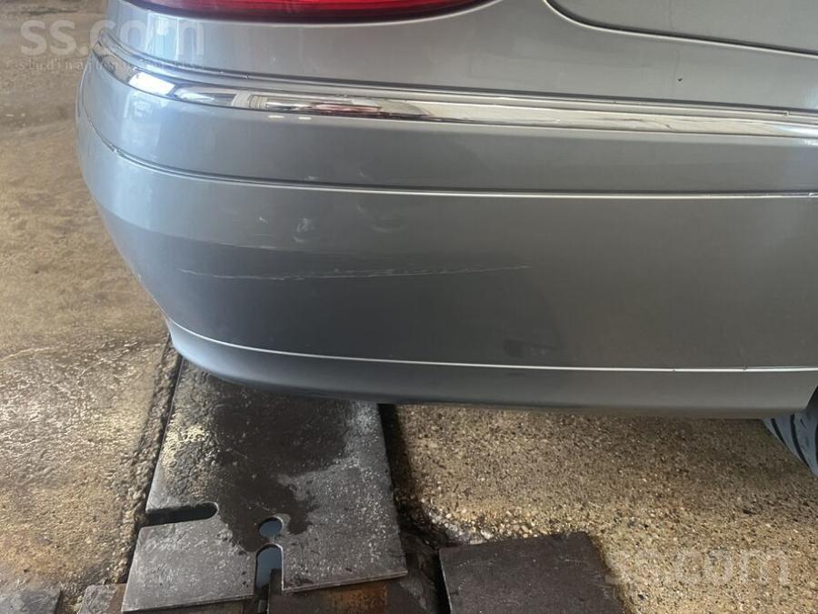 Mercedes-Benz E 280 2009 in Liepaja, with an engine capacity of 3.00 L and mileage of 196 thousand km for 6500 €, photo 20 on AUTOMOTO.COM.LV