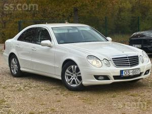 Balts Mercedes-Benz E 280 2008 Kuldīga, ar dzinēja tilpumu 3.00 L un nobraukumu 466 tūkst. km par 4490 €, foto  vietnē AUTOMOTO.COM.LV