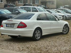 Balts Mercedes-Benz E 280 2008 Kuldīga, ar dzinēja tilpumu 3.00 L un nobraukumu 466 tūkst. km par 4490 €, foto 4 vietnē AUTOMOTO.COM.LV