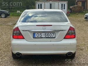 Balts Mercedes-Benz E 280 2008 Kuldīga, ar dzinēja tilpumu 3.00 L un nobraukumu 466 tūkst. km par 4490 €, foto 8 vietnē AUTOMOTO.COM.LV