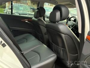 Balts Mercedes-Benz E 280 2008 Kuldīga, ar dzinēja tilpumu 3.00 L un nobraukumu 466 tūkst. km par 4490 €, foto 12 vietnē AUTOMOTO.COM.LV