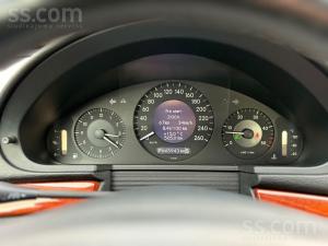 Balts Mercedes-Benz E 280 2008 Kuldīga, ar dzinēja tilpumu 3.00 L un nobraukumu 466 tūkst. km par 4490 €, foto 17 vietnē AUTOMOTO.COM.LV