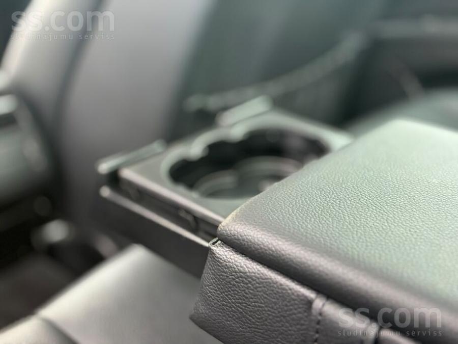Balts Mercedes-Benz E 280 2008 Kuldīga, ar dzinēja tilpumu 3.00 L un nobraukumu 466 tūkst. km par 4490 €, foto 25 vietnē AUTOMOTO.COM.LV