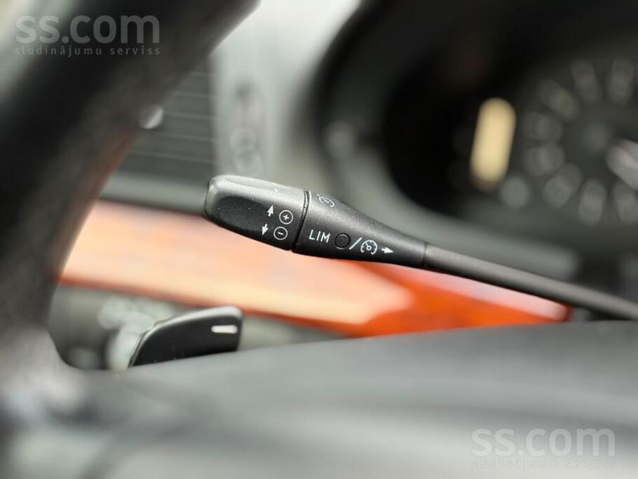 Balts Mercedes-Benz E 280 2008 Kuldīga, ar dzinēja tilpumu 3.00 L un nobraukumu 466 tūkst. km par 4490 €, foto 30 vietnē AUTOMOTO.COM.LV